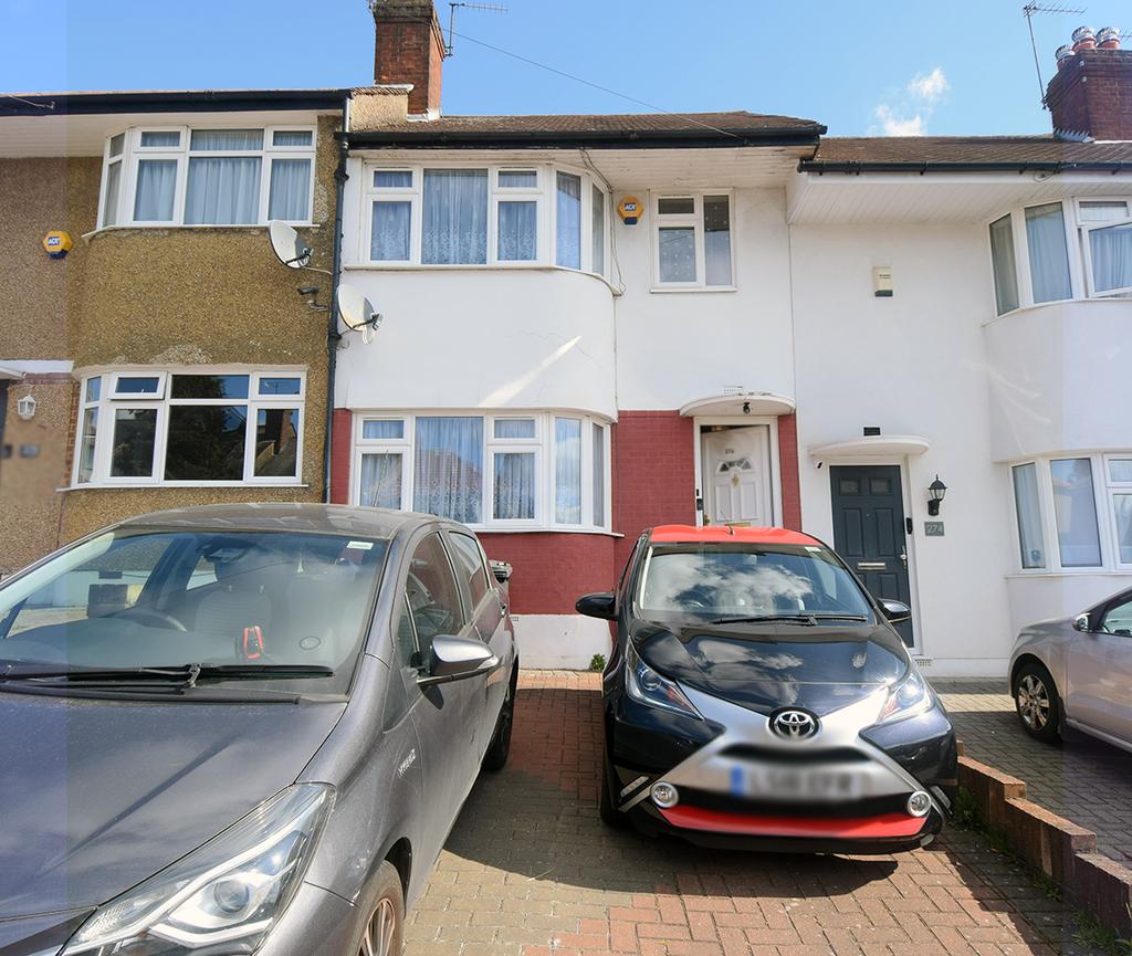 UB5 4RH, UB5 3 bed terraced house - £435,000