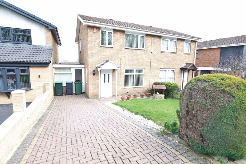 St Christopher Close, West Bromwich... 3 bed semi-detached house - £230,000