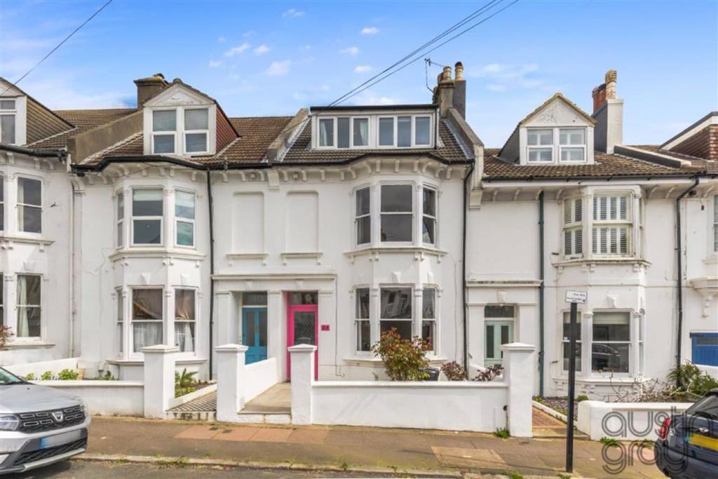 Hamilton Road, Brighton, East Sussex 5 bed house - £775,000