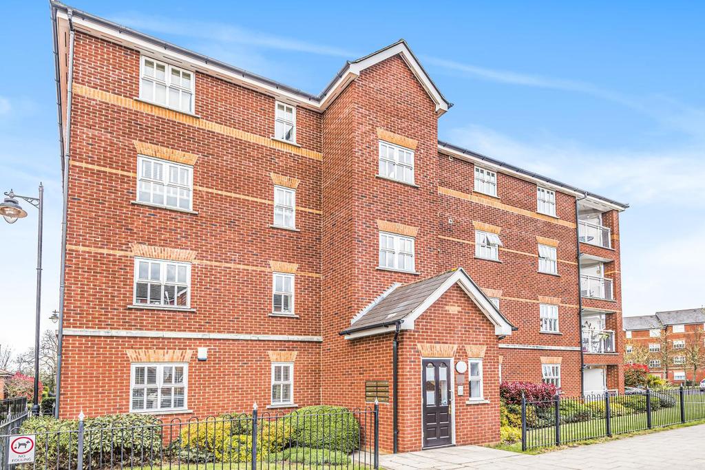Macmillan Way, Tooting Bec 2 bed flat - £469,950