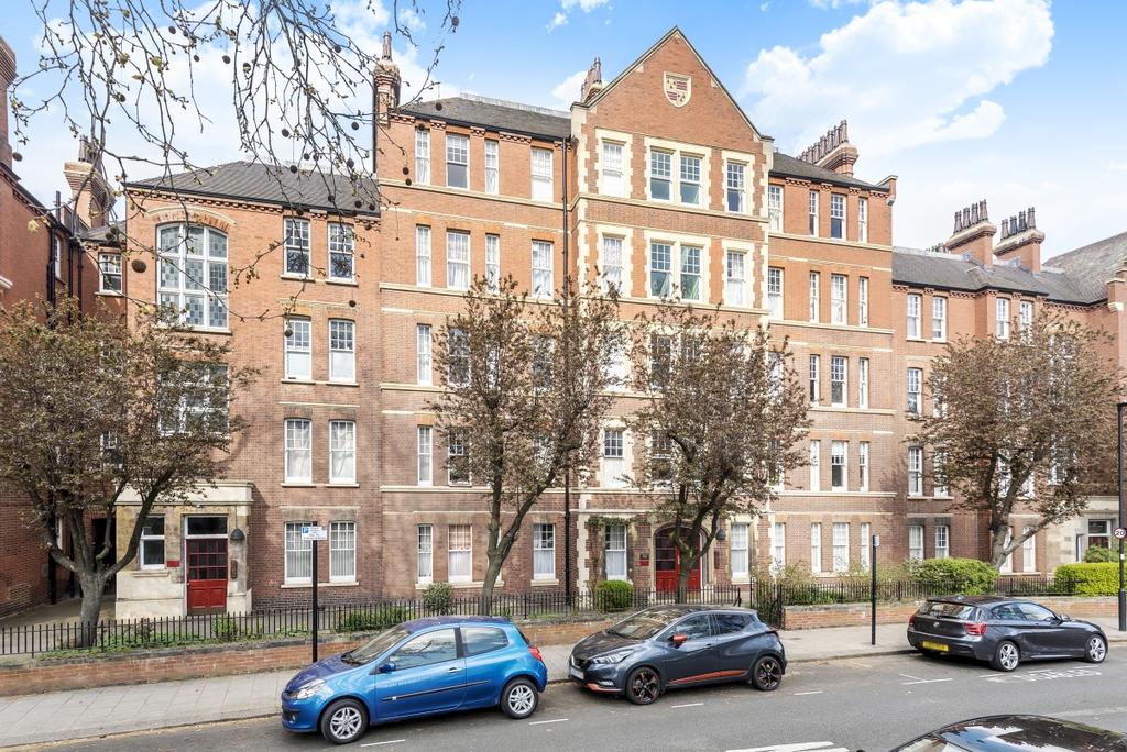 Cormont Road London SE5 2 bed flat - £1,550 pcm (£358 pw)