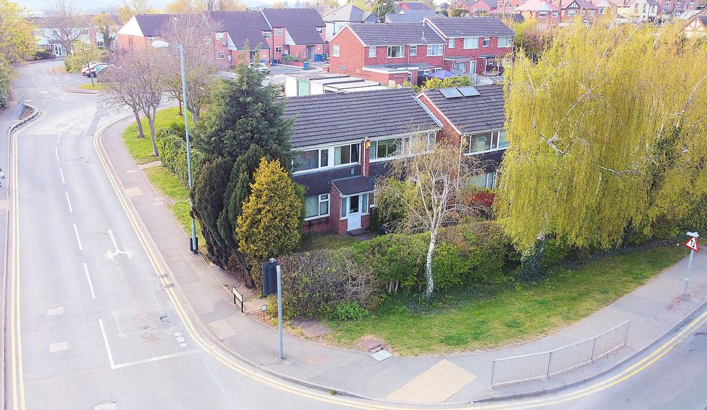 Upper Gungate, TAMWORTH, B79 8AX 3 bed end of terrace house - £169,950