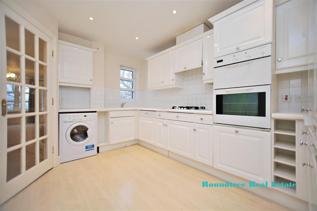 Clarice Court, Sunningfield Road... 2 bed flat - £1,582 pcm (£365 pw)