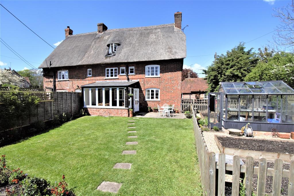 Shroton Cross, Iwerne Courtney -... 3 bed semi-detached house - £450,000