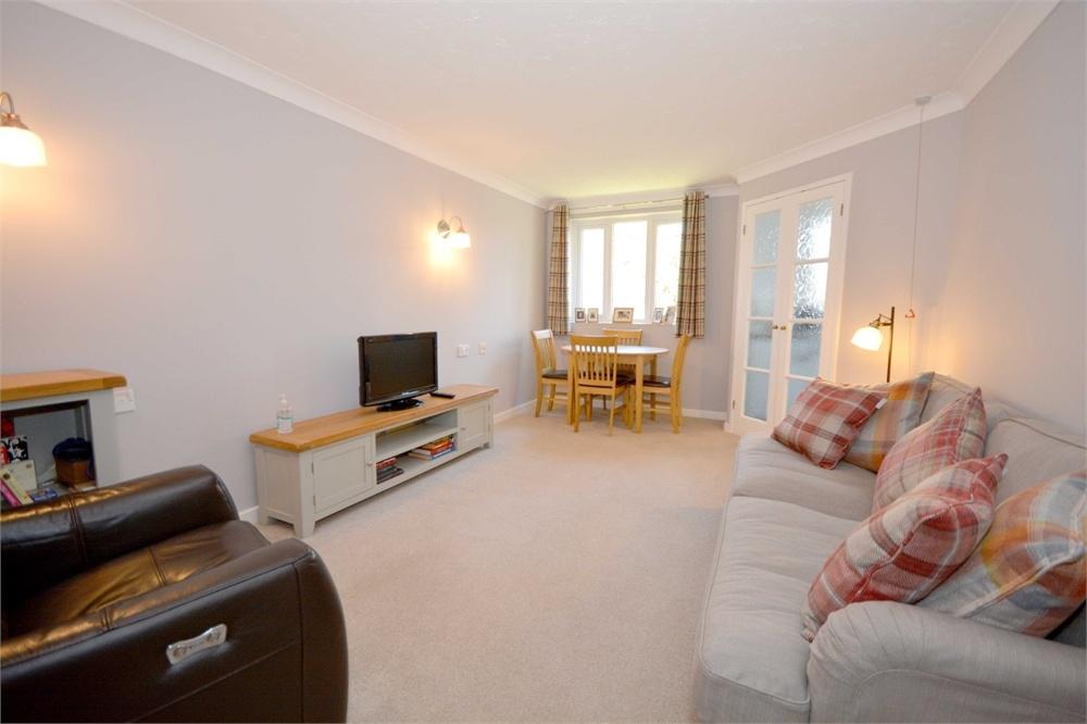 Trinity Court, Church Street, RUGBY... 1 bed flat - £95,000