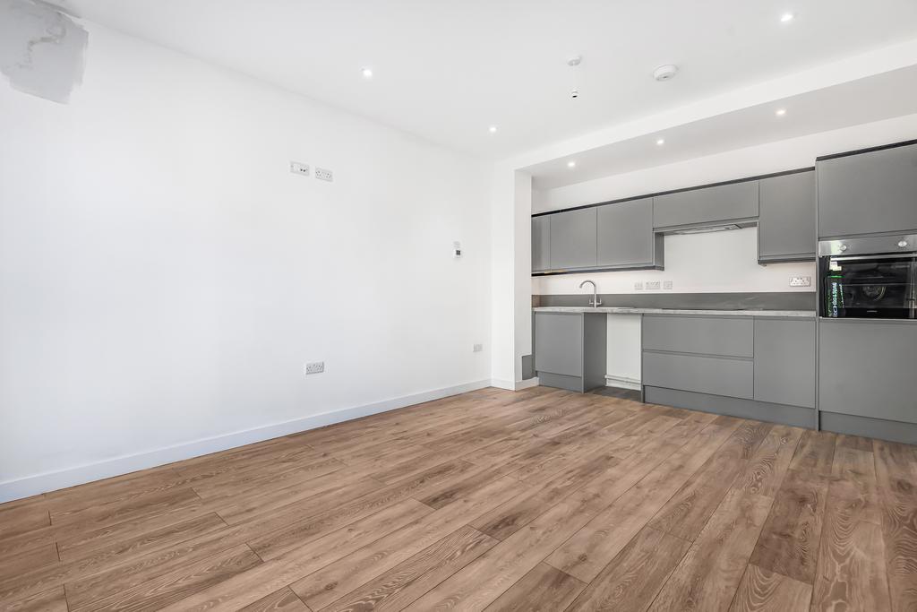 Flat 21a City Road, Hampshire, SO23 8SD 2 bed apartment - £270,000
