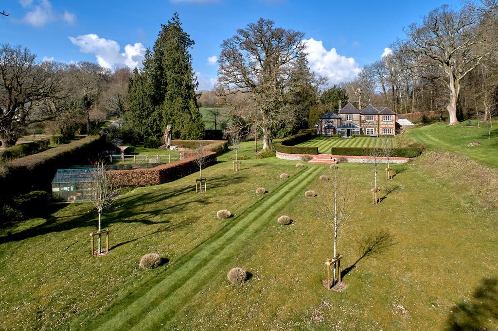 Privett, Hampshire 5 bed detached house - £1,700,000