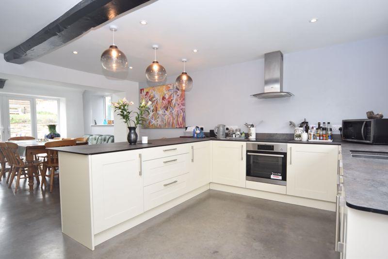 Manor Road, Kingsdon 3 bed house - £449,950