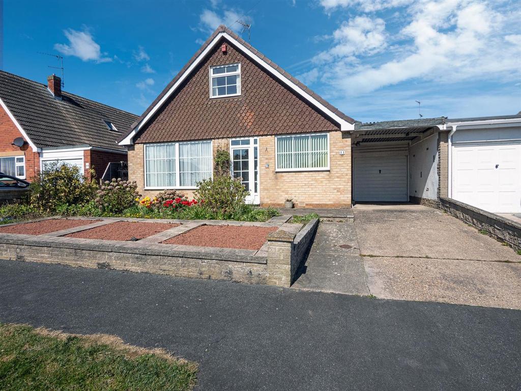 Ambaston Road, Hornsea 3 bed detached bungalow - £225,000