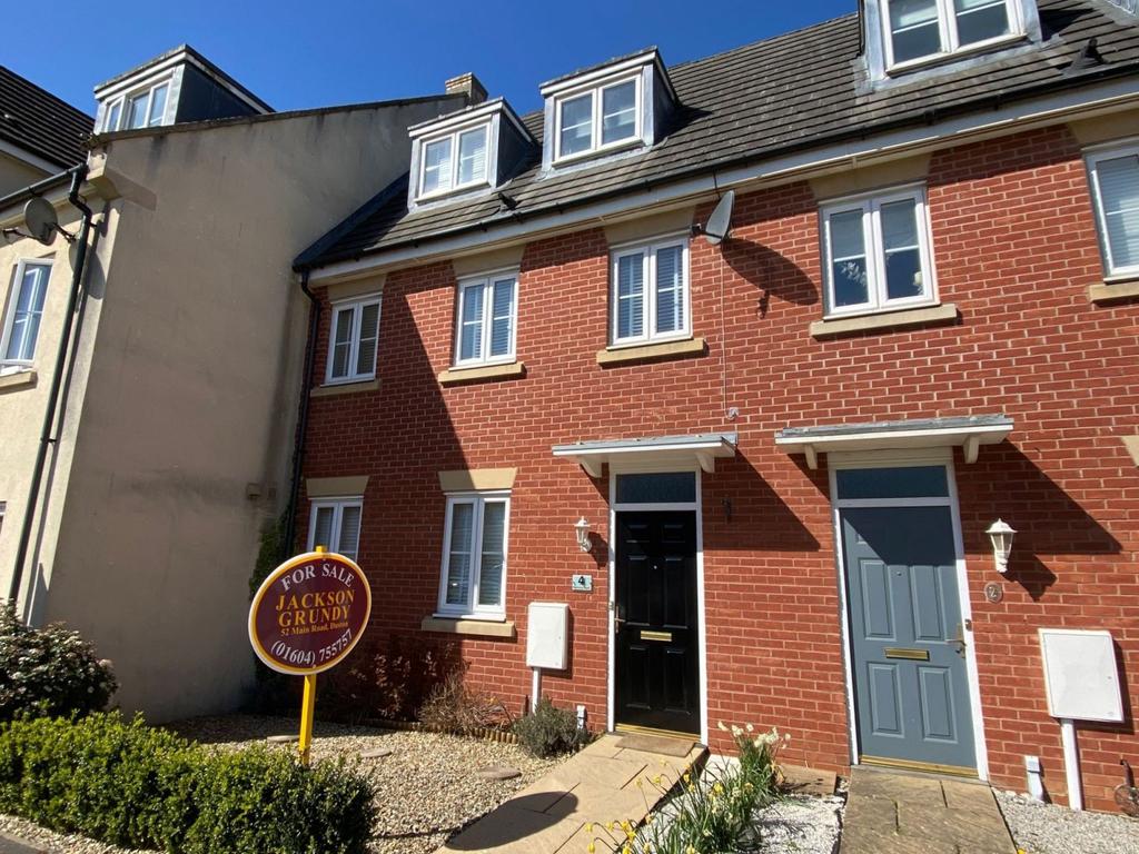 Norwood Road, Duston, Northampton NN5... 3 bed townhouse - £267,500
