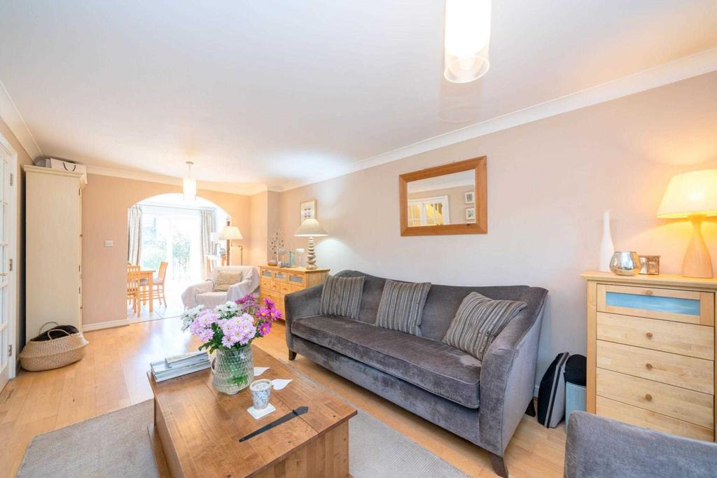 Belswains Lane, Apsley Lock 3 bed house - £475,000
