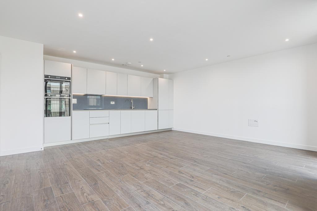 Kingly Building, 18 Woodberry Down... 1 bed apartment - £1,600 pcm (£ ...