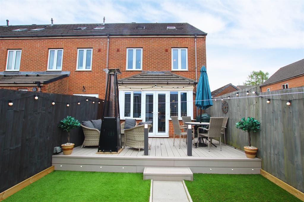 Hallbridge Gardens, Bolton, BL1 8UT 4 bed townhouse for sale - £265,000