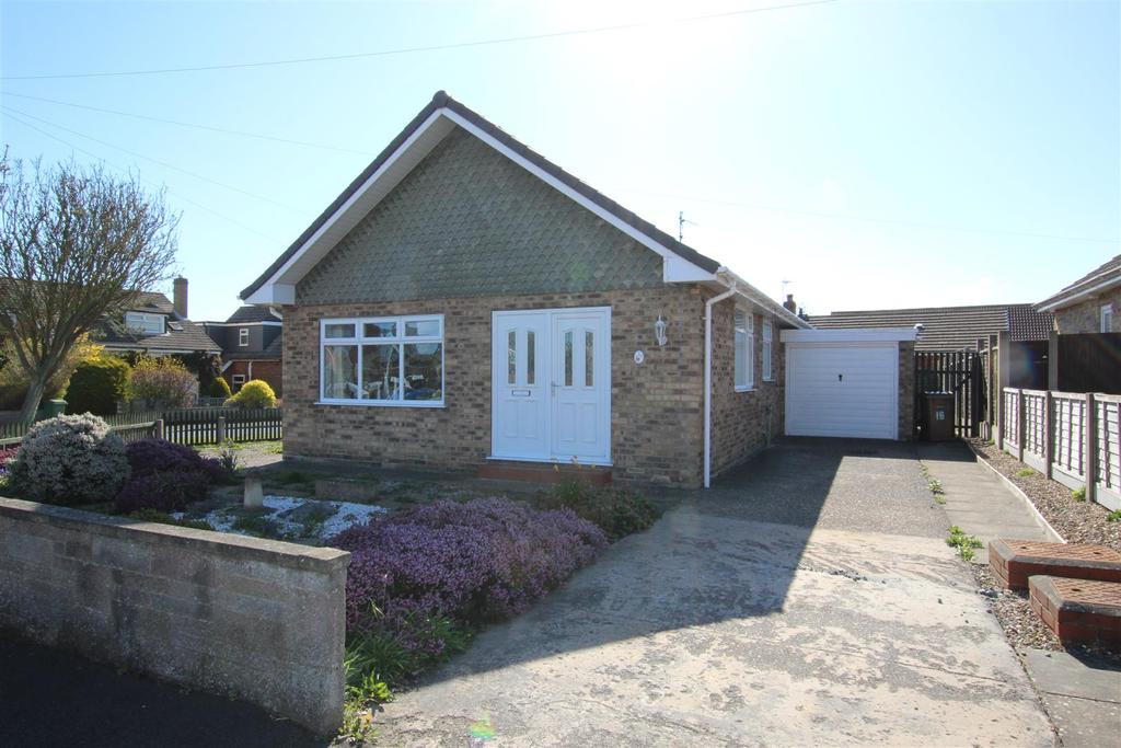 Ambaston Road, Hornsea 2 bed detached bungalow - £235,000