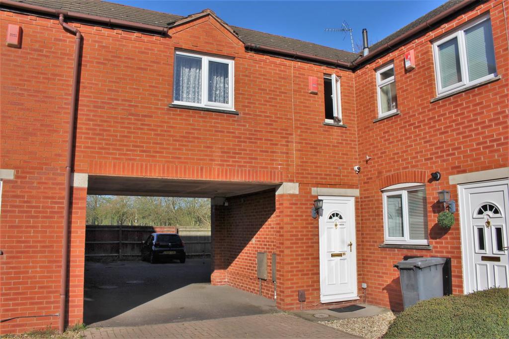 Overbury Road Gloucester Gl1 2 Bed Terraced House £725 Pcm £167 Pw