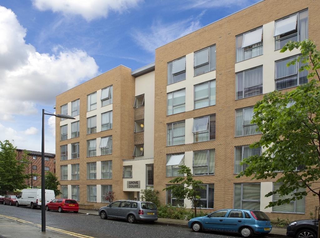 Peckham Grove SE15 2 bed flat - £1,450 pcm (£335 pw)