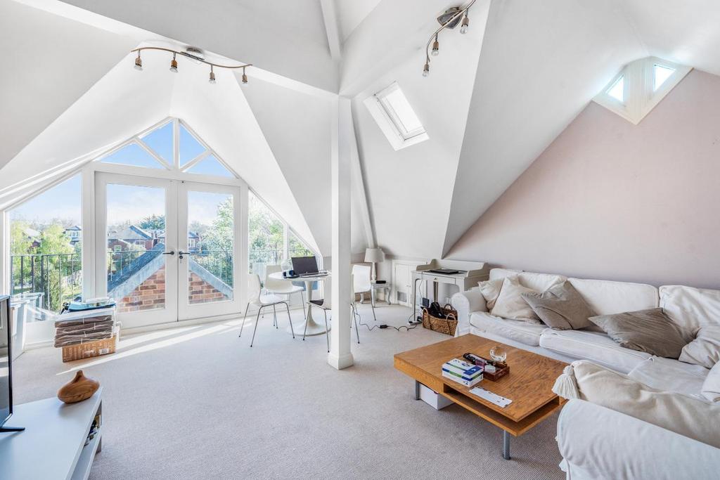 Shoot Up Hill, London 2 bed flat - £450,000