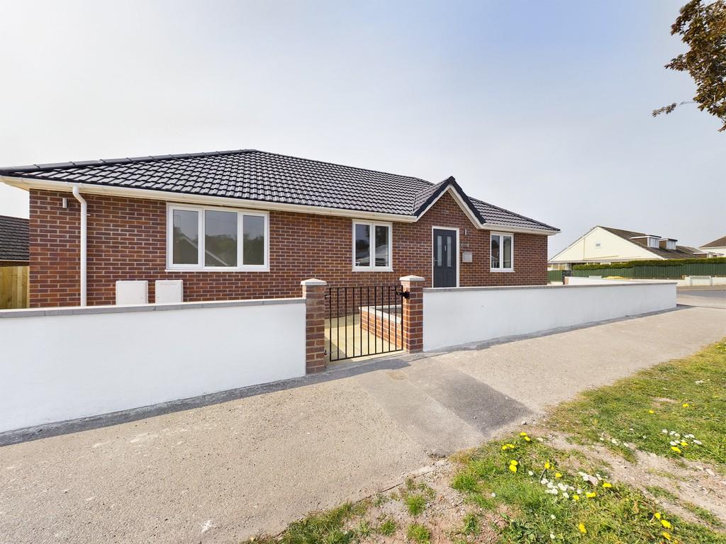 Applegarth Avenue Newton Abbot 3 Bed Detached Bungalow £350 000
