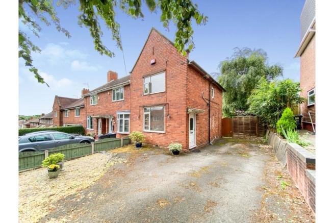 Longstone Road, 2 bed terraced house - £750 pcm (£173 pw)