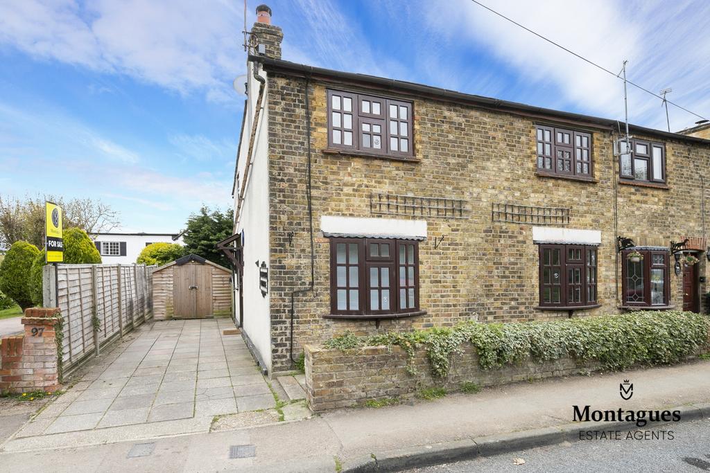 Bell Common, Epping, CM16 3 bed cottage - £575,000