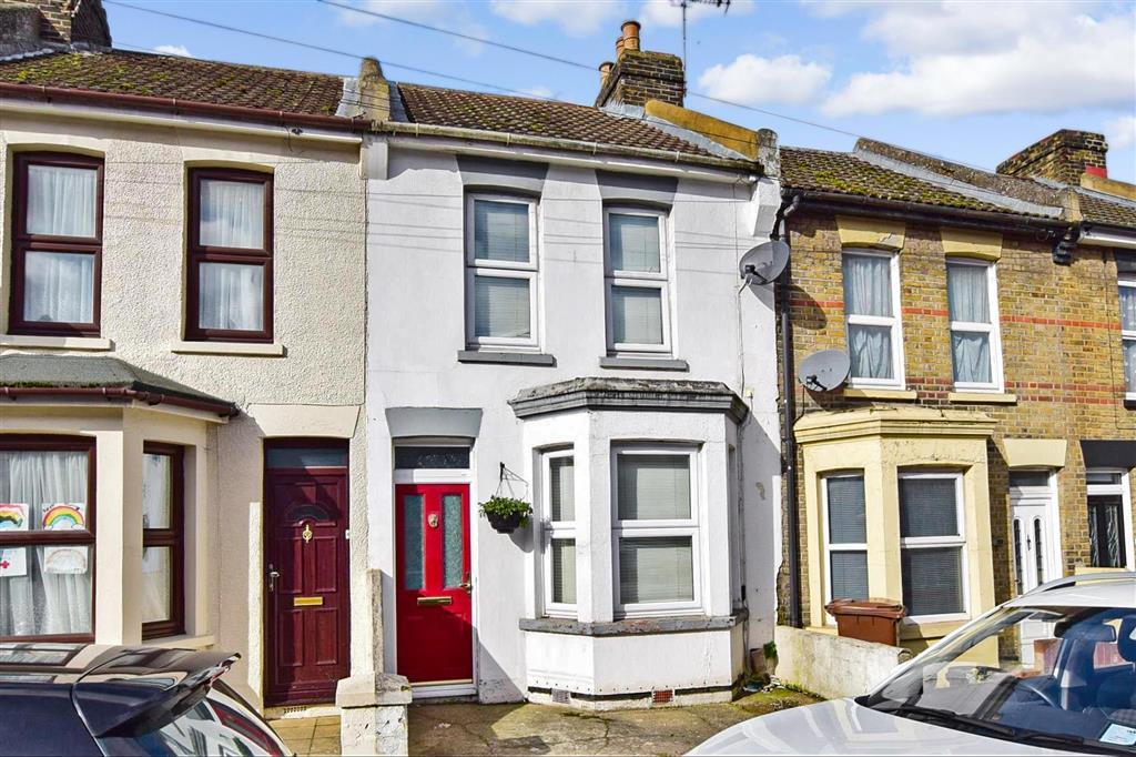Milton Road, Gillingham, Kent 3 bed terraced house - £200,000