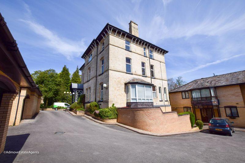 Earlsleigh, Groby Road, Altrincham 2 bed apartment - £500,000