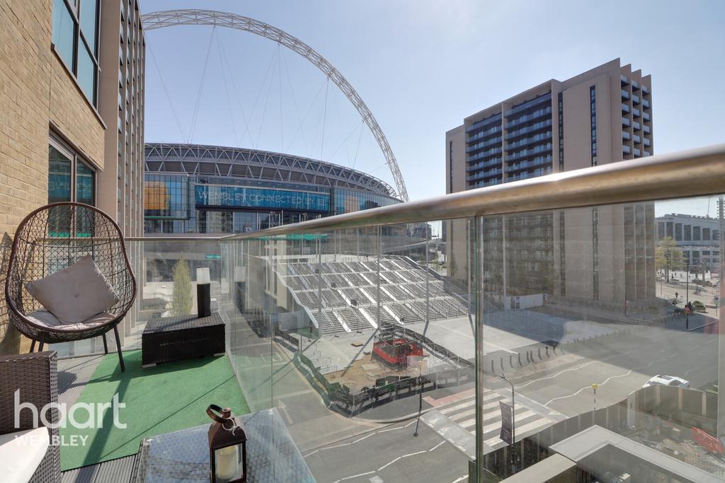 33 Olympic Way, Wembley 3 bed apartment - £700,000