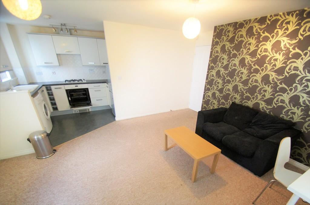 Signet Square, Coventry, CV2 4NZ 2 bed apartment - £850 pcm (£196 pw)