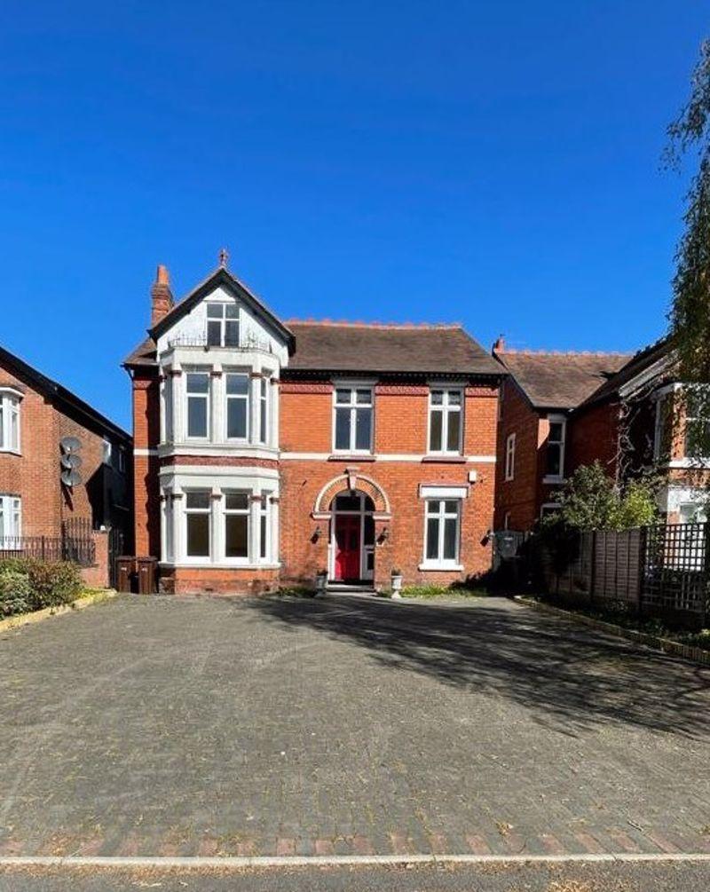 Albert Road, Wolverhampton 7 bed detached house - £2,800 pcm (£646 pw)