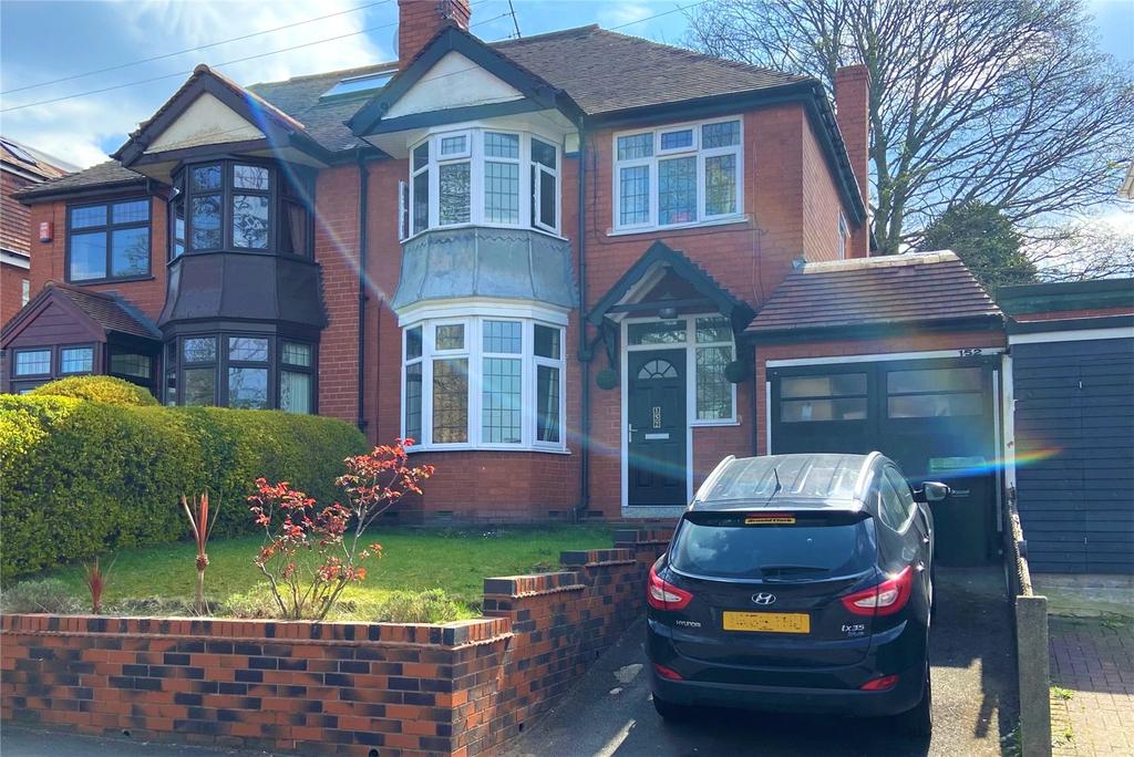 Abbey Road, Smethwick, B67 3 bed semi-detached house - £250,000