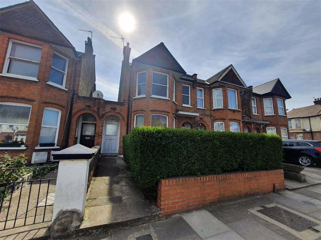 Wrottesley Road, Harlesden, London, NW10 2 bed flat - £1,500 pcm (£346 pw)