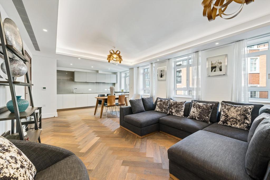 Tufton Street, London, SW1P 3 bed flat - £3,878 pcm (£895 pw)