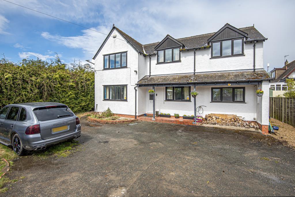 Shobdon, Leominster, HR6 4 bed detached house - £450,000