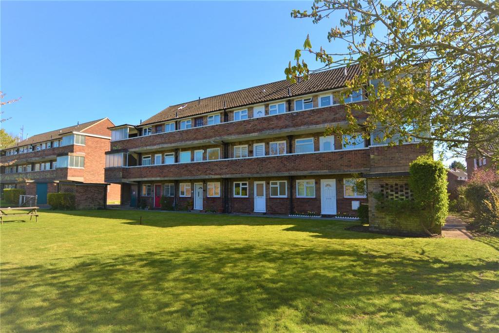 Farm Way, Bushey, Hertfordshire, WD23 1 bed apartment - £1,050 pcm (£ ...
