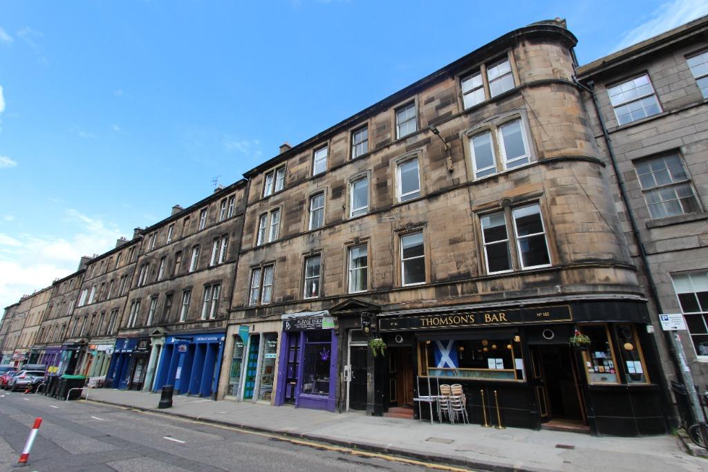 Morrison Street, West End, Edinburgh... 4 bed flat - £2,900 pcm (£669 pw)