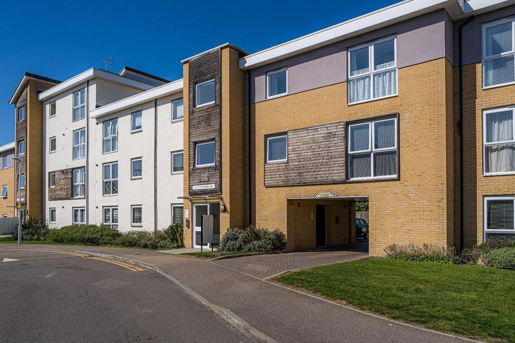 Olympia Way, Whitstable 2 bed flat - £214,995