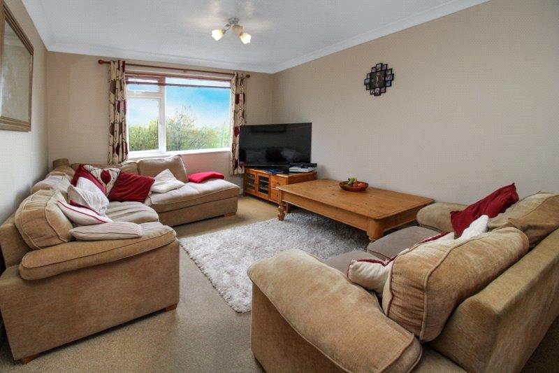 Steepdene, Lower Parkstone, Poole... 2 bed apartment - £205,000
