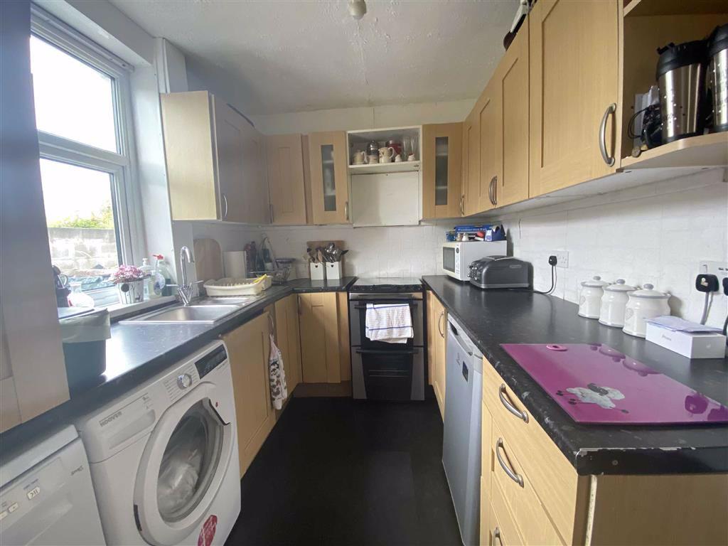 Colcot Road, Barry 3 bed semi-detached house - £229,950