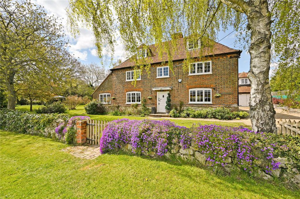 Ash Hill, Ruckinge, Ashford, TN26 5 bed detached house - £900,000