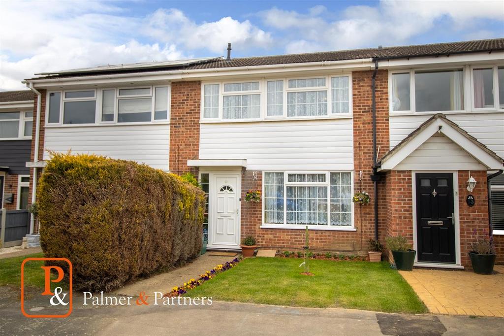 Adelaide Drive, Colchester CO2 3 bed terraced house - £240,000