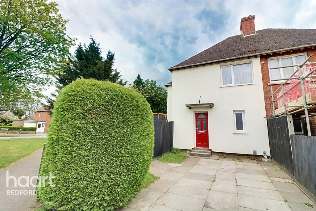 Cardington Road, Bedford 3 bed semi-detached house - £240,000
