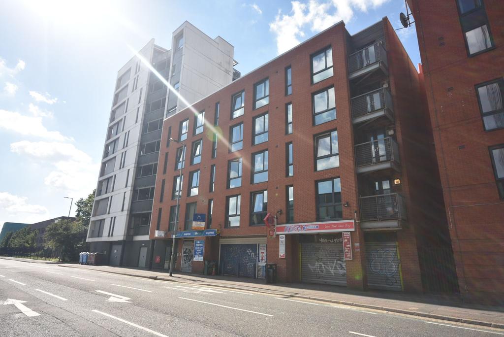 Trinity Court, Higher Cambridge Street, Manchester, M15 6AR 2 bed ...