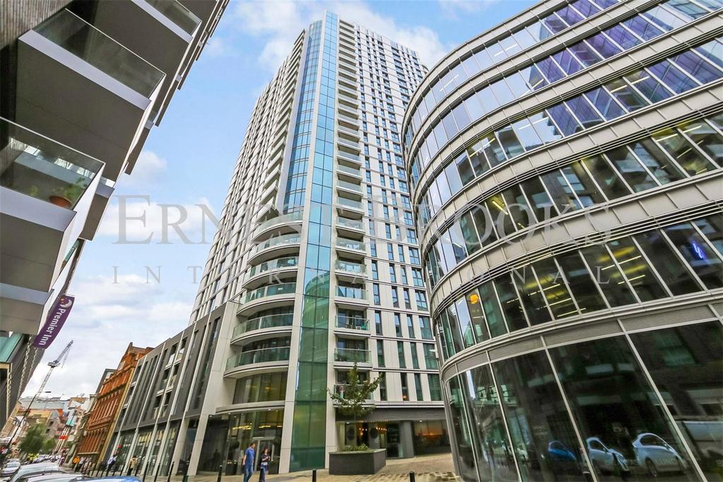 Altitude Point, 71 Alie Street... 3 bed apartment - £3,033 pcm (£700 pw)
