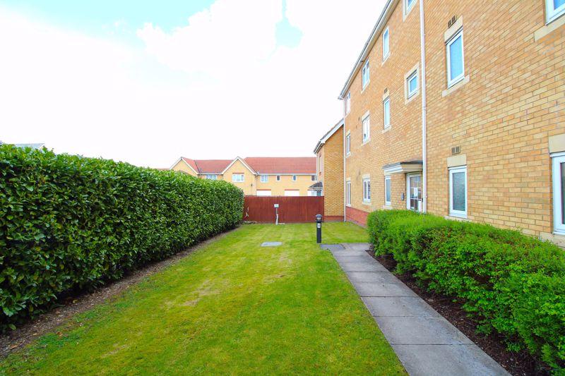 Morgan Close, Luton 2 bed flat - £170,000