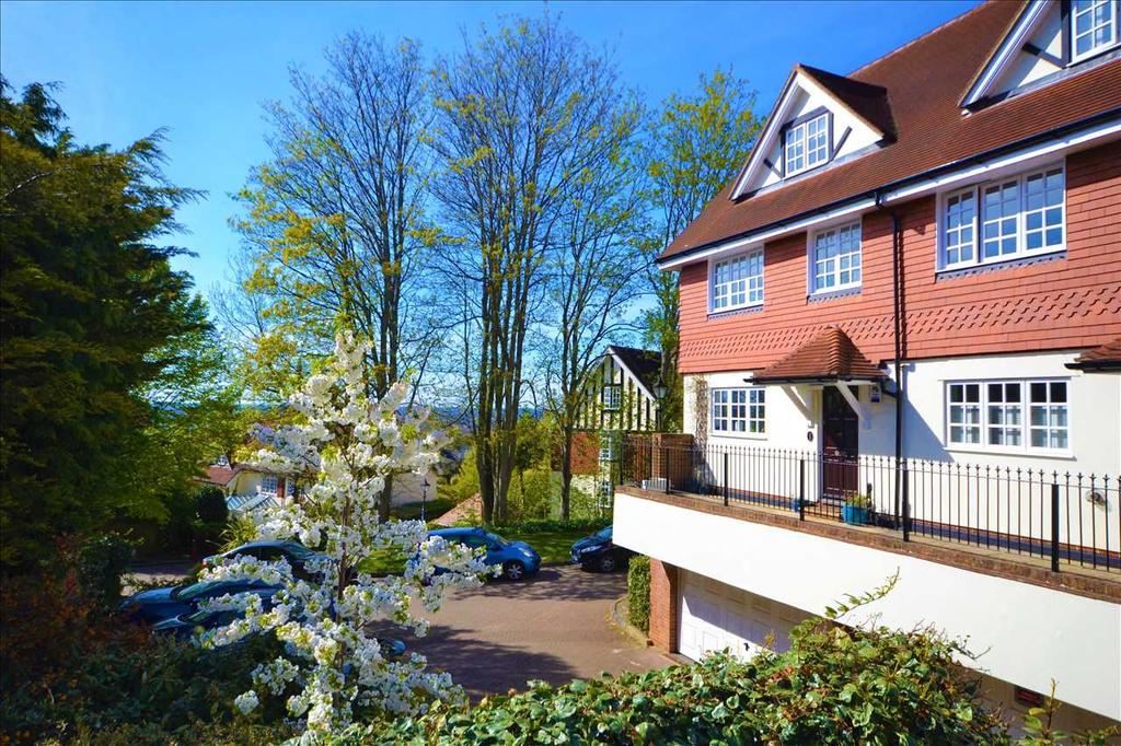 Meadow View, Harrow On The Hill... 4 bed house - £955,000