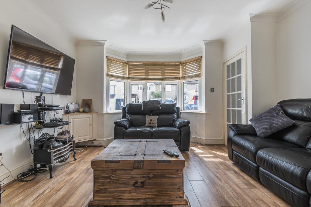 Lower Feltham, Middlesex, TW13 2 bed end of terrace house - £375,000