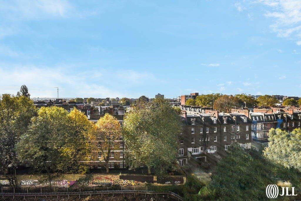 Warwick Lane London W14 2 bed flat - £1,850,000