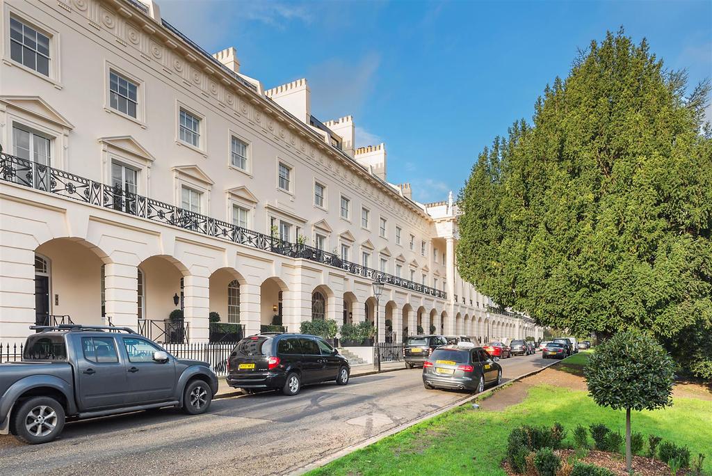 Hanover Terrace NW1 6 bed house - £47,667 pcm (£11,000 pw)