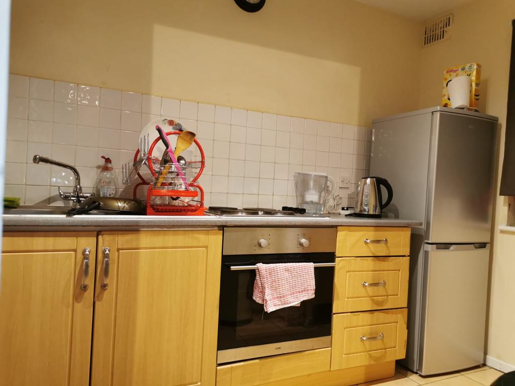 Isleworth TW7 1 Bed Flat 1 050 Pcm 242 Pw isleworth-tw7-1-bed-flat-1-050-pcm-242-pw