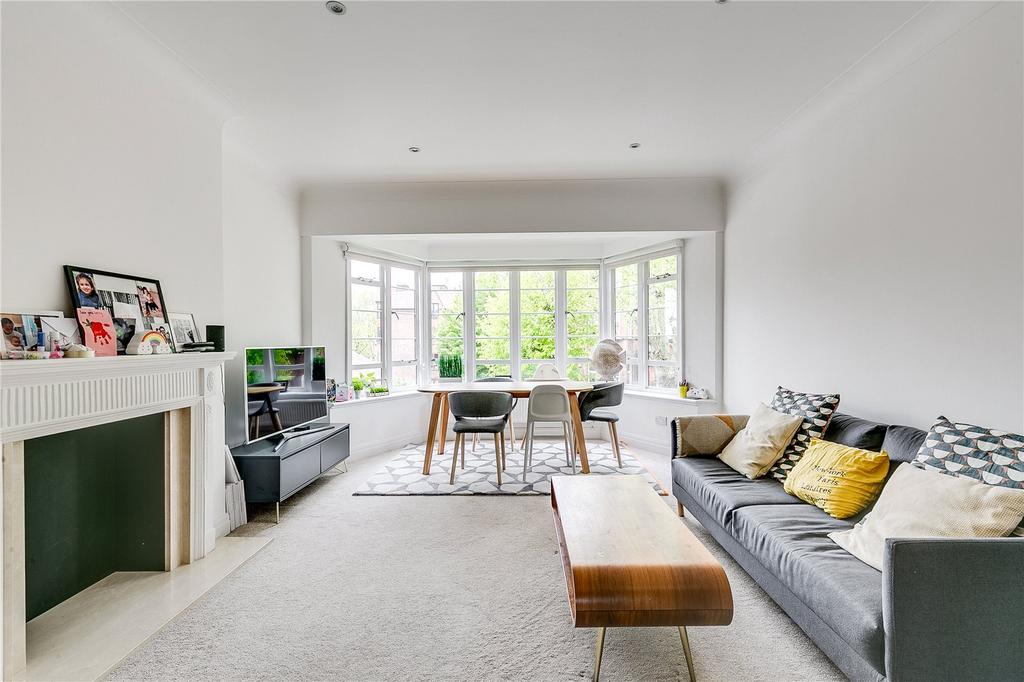 Belsize Court, Wedderburn Road... 3 bed flat - £2,999 pcm (£692 pw)